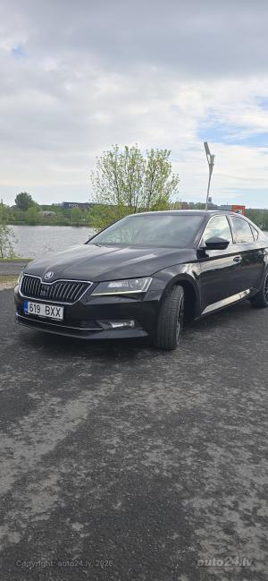 Melns Skoda SuperB 2016 Tallina, ar dzinēja tilpumu 2.00 L un nobraukumu 286 tūkst. km par 12300 €, foto 19 vietnē AUTOMOTO.COM.LV
