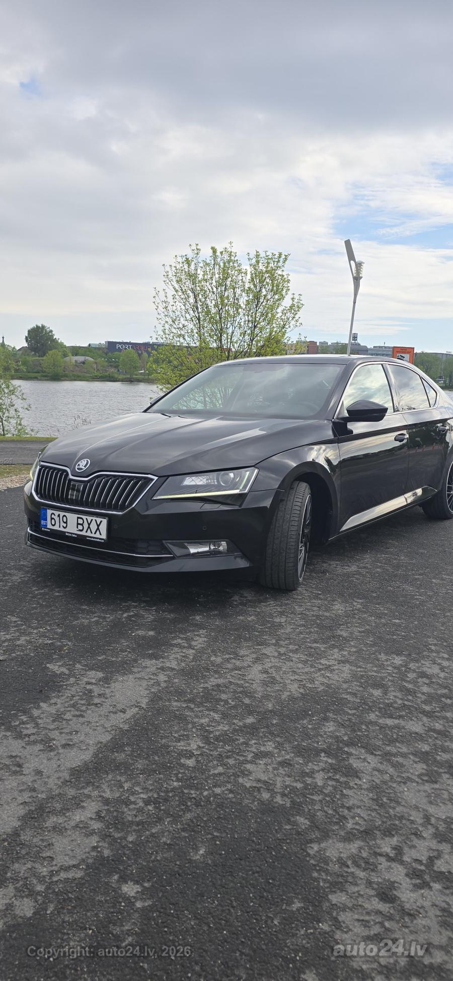 Melns Skoda SuperB 2016 Tallina, ar dzinēja tilpumu 2.00 L un nobraukumu 286 tūkst. km par 12300 €, foto 19 vietnē AUTOMOTO.COM.LV