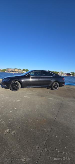 Melns Skoda SuperB 2016 Tallina, ar dzinēja tilpumu 2.00 L un nobraukumu 286 tūkst. km par 12300 €, foto 27 vietnē AUTOMOTO.COM.LV