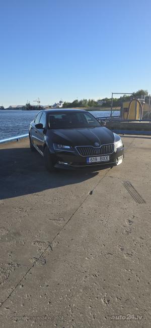 Melns Skoda SuperB 2016 Tallina, ar dzinēja tilpumu 2.00 L un nobraukumu 286 tūkst. km par 12300 €, foto 29 vietnē AUTOMOTO.COM.LV