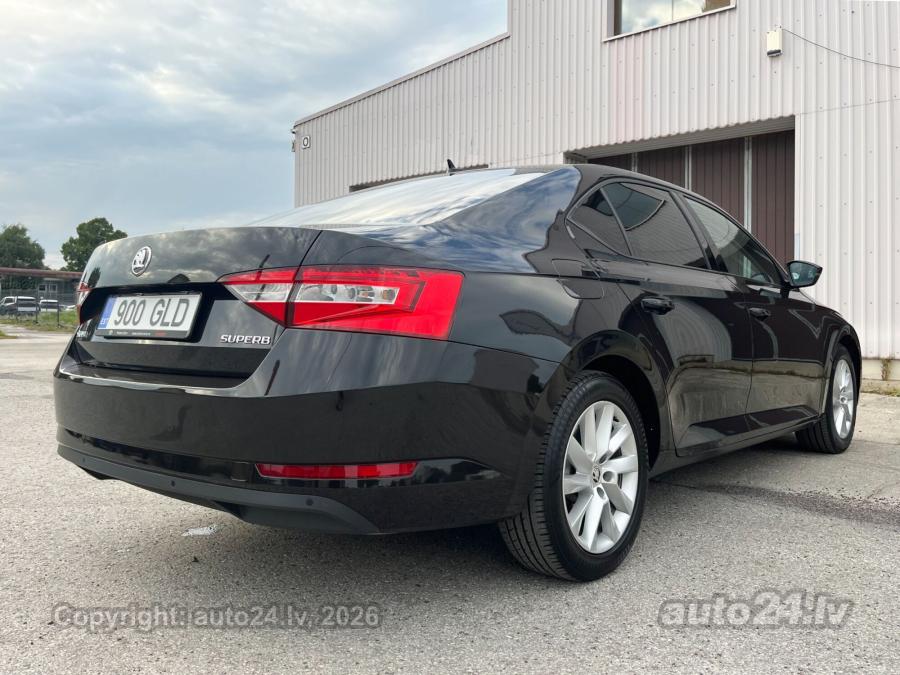 Black Skoda SuperB 2016 in Tallinn, with an engine capacity of 1.40 L and mileage of 221 thousand km for 11200 €, photo 12 on AUTOMOTO.COM.LV
