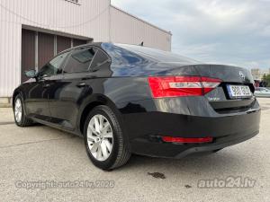Black Skoda SuperB 2016 in Tallinn, with an engine capacity of 1.40 L and mileage of 221 thousand km for 11200 €, photo 13 on AUTOMOTO.COM.LV