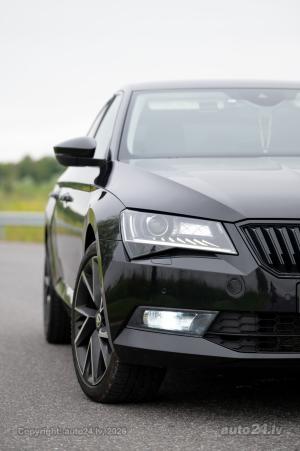Melns Skoda SuperB 2016 Tallina, ar dzinēja tilpumu 2.00 L un nobraukumu 184 tūkst. km par 19400 €, foto 3 vietnē AUTOMOTO.COM.LV