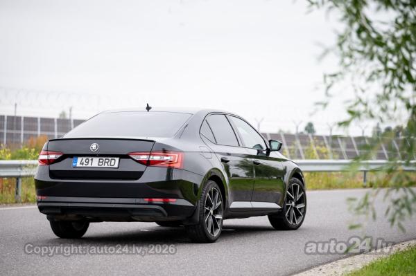 Melns Skoda SuperB 2016 Tallina, ar dzinēja tilpumu 2.00 L un nobraukumu 184 tūkst. km par 19400 €, foto 4 vietnē AUTOMOTO.COM.LV