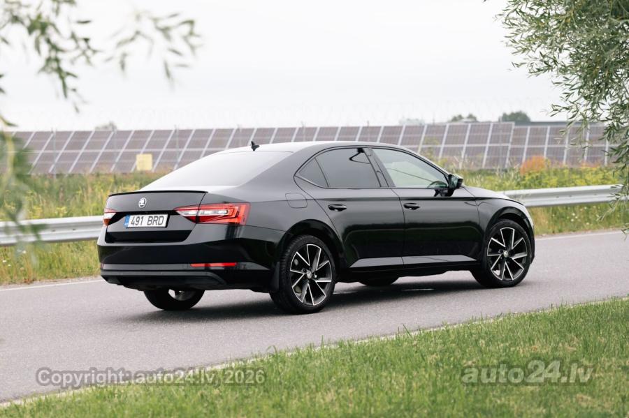 Melns Skoda SuperB 2016 Tallina, ar dzinēja tilpumu 2.00 L un nobraukumu 184 tūkst. km par 19400 €, foto 7 vietnē AUTOMOTO.COM.LV