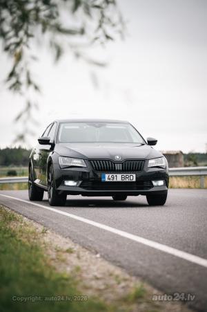 Melns Skoda SuperB 2016 Tallina, ar dzinēja tilpumu 2.00 L un nobraukumu 184 tūkst. km par 19400 €, foto 9 vietnē AUTOMOTO.COM.LV