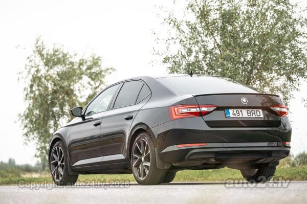 Melns Skoda SuperB 2016 Tallina, ar dzinēja tilpumu 2.00 L un nobraukumu 184 tūkst. km par 19400 €, foto 10 vietnē AUTOMOTO.COM.LV