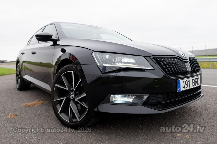 Melns Skoda SuperB 2016 Tallina, ar dzinēja tilpumu 2.00 L un nobraukumu 184 tūkst. km par 19400 €, foto 14 vietnē AUTOMOTO.COM.LV