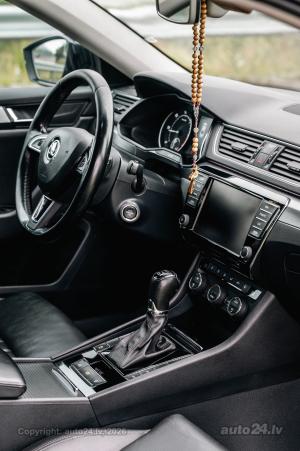 Melns Skoda SuperB 2016 Tallina, ar dzinēja tilpumu 2.00 L un nobraukumu 184 tūkst. km par 19400 €, foto 17 vietnē AUTOMOTO.COM.LV
