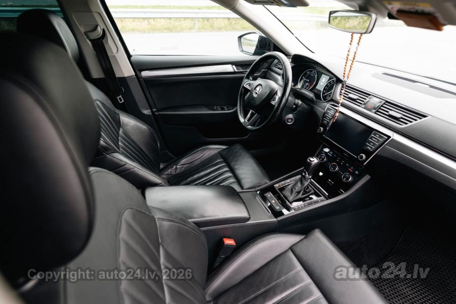 Melns Skoda SuperB 2016 Tallina, ar dzinēja tilpumu 2.00 L un nobraukumu 184 tūkst. km par 19400 €, foto 22 vietnē AUTOMOTO.COM.LV