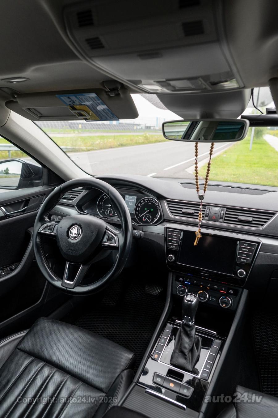 Melns Skoda SuperB 2016 Tallina, ar dzinēja tilpumu 2.00 L un nobraukumu 184 tūkst. km par 19400 €, foto 24 vietnē AUTOMOTO.COM.LV