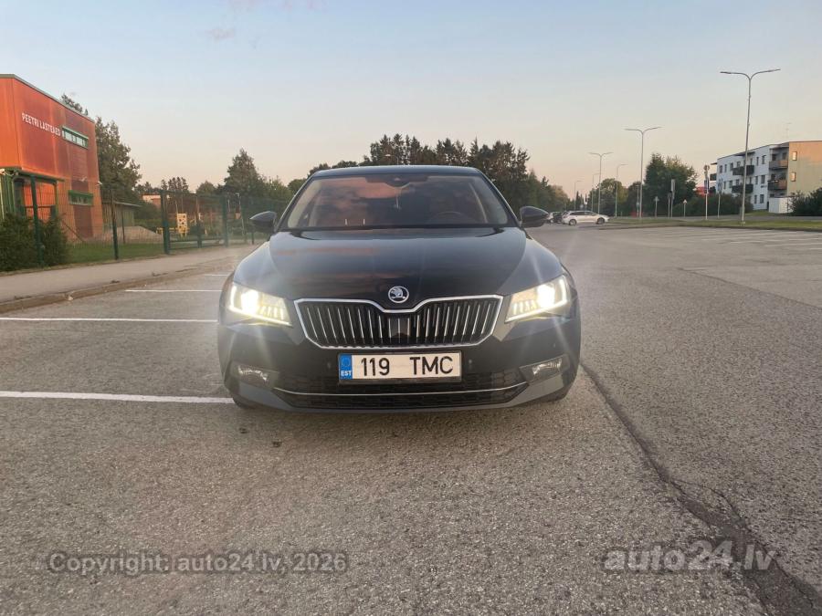Melns Skoda SuperB 2016 Tallina, ar dzinēja tilpumu 1.80 L un nobraukumu 113 tūkst. km par 13000 €, foto 3 vietnē AUTOMOTO.COM.LV