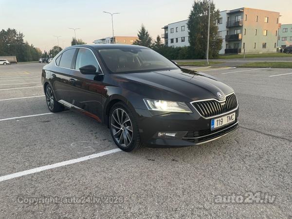 Skoda SuperB 2016 Tallina vietnē Melns Skoda SuperB 2016 Tallina, ar dzinēja tilpumu 1.80 L un nobraukumu 113 tūkst. km par 13000 €, foto 1 vietnē AUTOMOTO.COM.LV