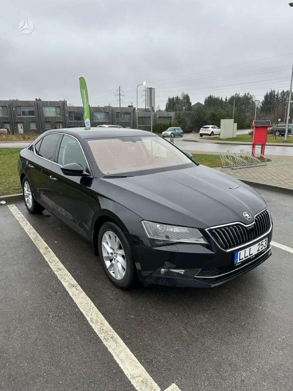 Melns Skoda SuperB 2017 Viļņa, ar dzinēja tilpumu 1.40 L un nobraukumu 89 tūkst. km par 13900 €, foto 3 vietnē AUTOMOTO.COM.LV