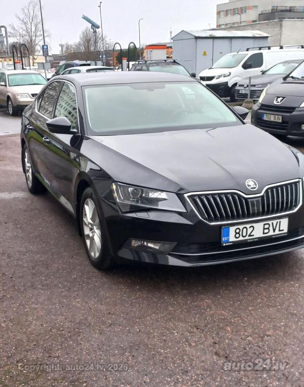 Melns Skoda SuperB 2017 Tallina, ar dzinēja tilpumu 2.00 L un nobraukumu 175 tūkst. km par 11899 €, foto 3 vietnē AUTOMOTO.COM.LV