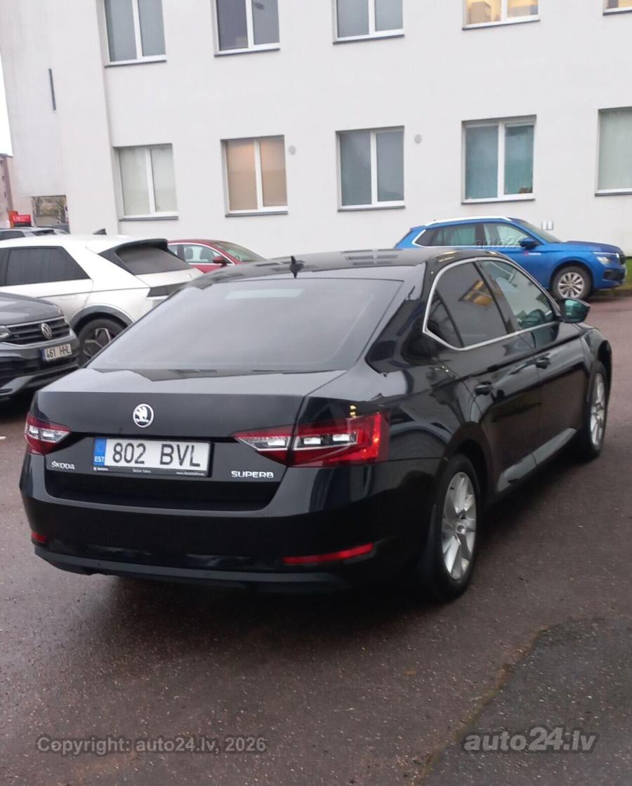 Black Skoda SuperB 2017 in Tallinn, with an engine capacity of 2.00 L and mileage of 175 thousand km for 11899 €, photo 4 on AUTOMOTO.COM.LV