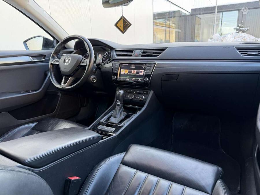 Black Skoda SuperB 2017 in Kaunas, with an engine capacity of 1.97 L and mileage of 327 thousand km for 8350 €, photo 2 on AUTOMOTO.COM.LV