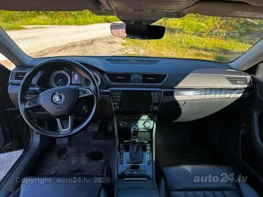 Black Skoda SuperB 2017 in Tallinn, with an engine capacity of 1.80 L and mileage of 259 thousand km for 13999 €, photo 9 on AUTOMOTO.COM.LV