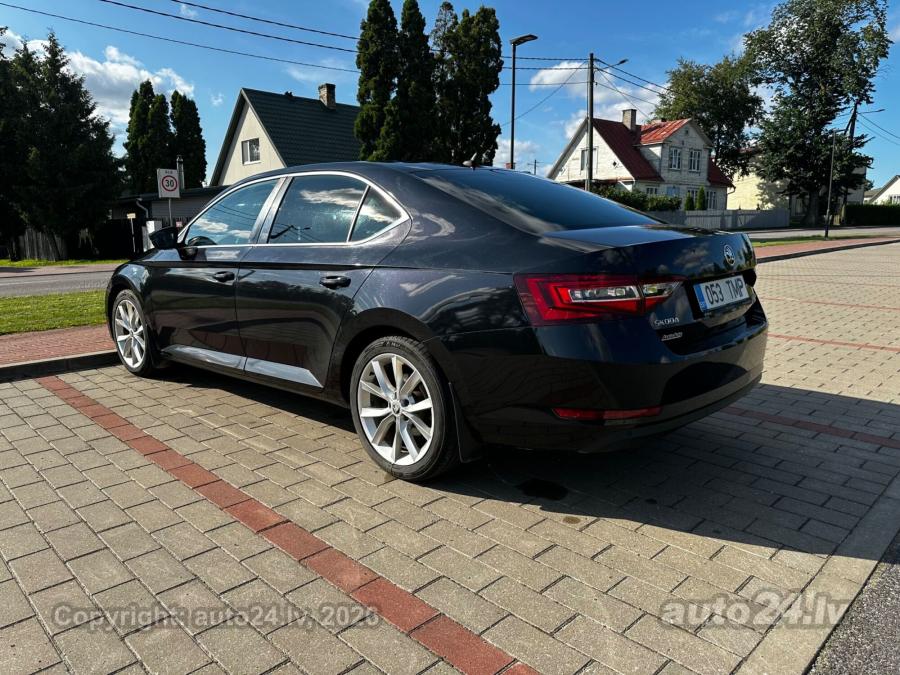 Black Skoda SuperB 2017 in Rakvere, with an engine capacity of 1.40 L and mileage of 156 thousand km for 14500 €, photo 6 on AUTOMOTO.COM.LV