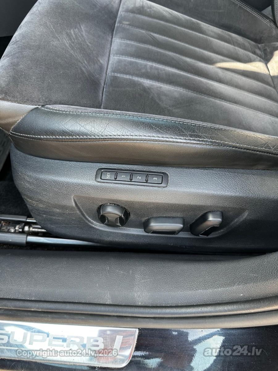 Black Skoda SuperB 2017 in Rakvere, with an engine capacity of 1.40 L and mileage of 156 thousand km for 14500 €, photo 13 on AUTOMOTO.COM.LV