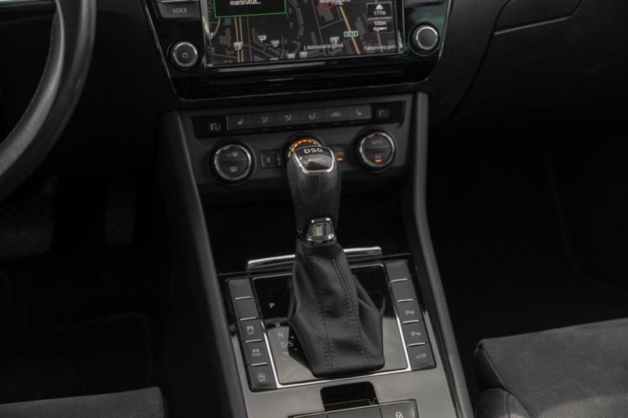 Melns Skoda SuperB 2017 Viļņa, ar dzinēja tilpumu 2.00 L un nobraukumu 173 tūkst. km par 13250 €, foto 23 vietnē AUTOMOTO.COM.LV
