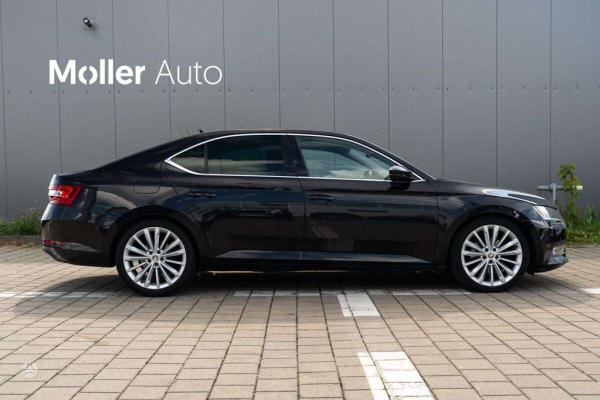 Black Skoda SuperB 2017 in Vilnius, with an engine capacity of 2.00 L and mileage of 173 thousand km for 13250 €, photo 7 on AUTOMOTO.COM.LV