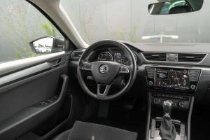 Black Skoda SuperB 2017 in Vilnius, with an engine capacity of 2.00 L and mileage of 173 thousand km for 13250 €, photo 21 on AUTOMOTO.COM.LV
