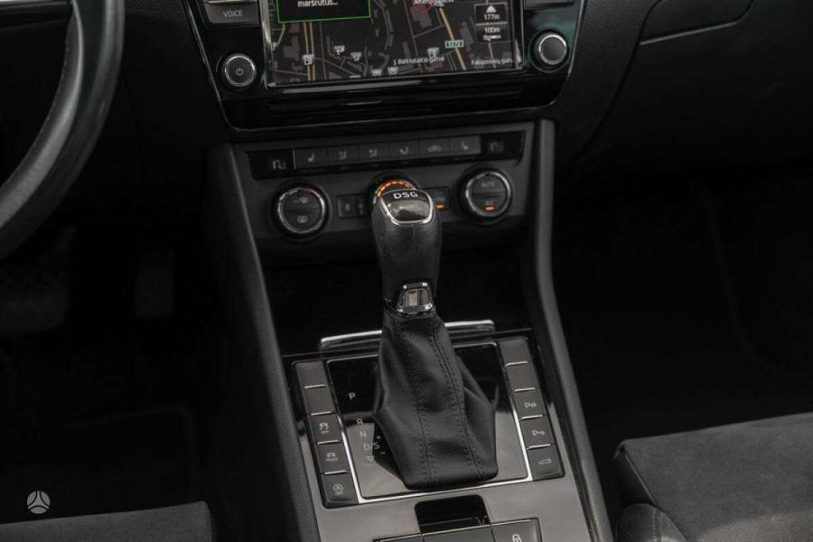 Black Skoda SuperB 2017 in Vilnius, with an engine capacity of 2.00 L and mileage of 173 thousand km for 13250 €, photo 23 on AUTOMOTO.COM.LV