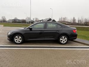 Black Skoda SuperB 2018 in Riga, with an engine capacity of 2.00 L and mileage of 211 thousand km for 12500 €, photo 3 on AUTOMOTO.COM.LV