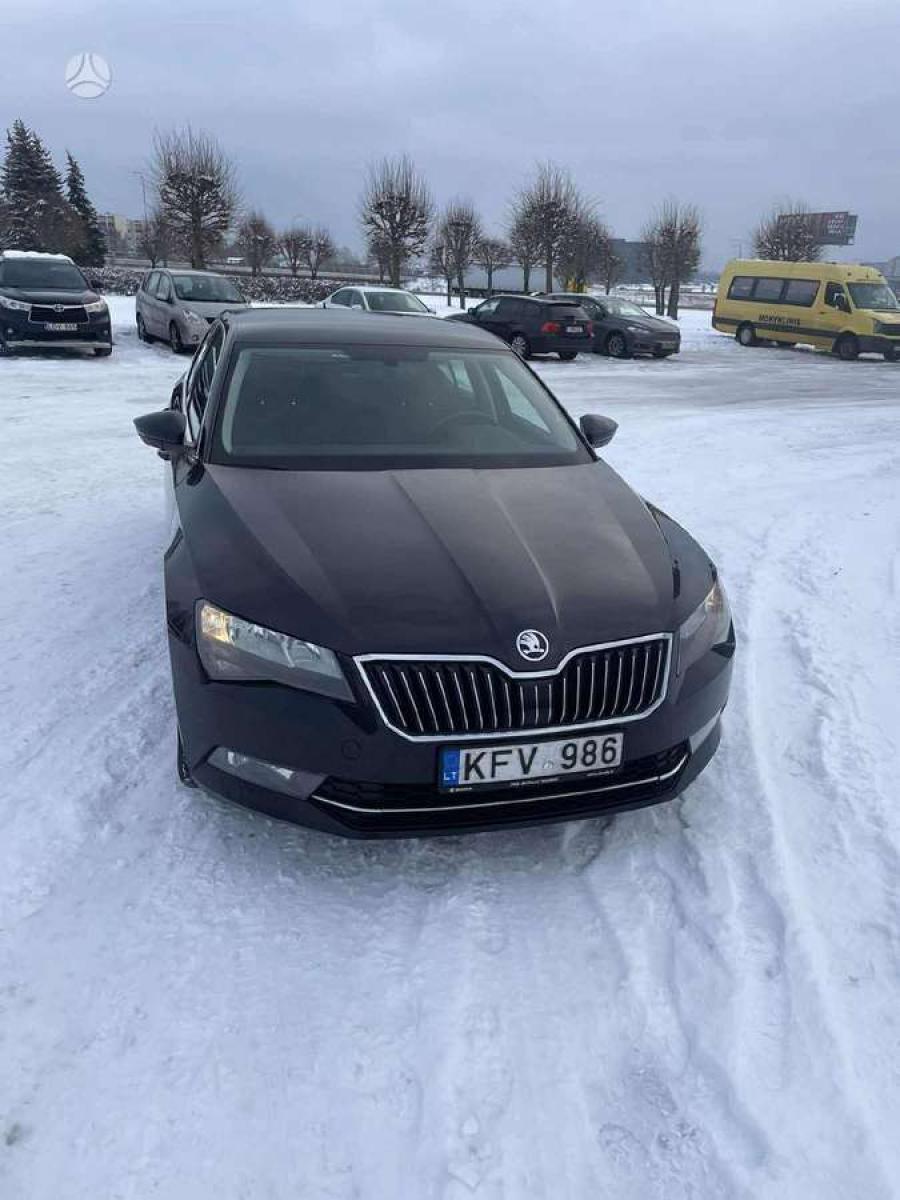 Black Skoda SuperB 2018 in Kaunas, with an engine capacity of 1.97 L and mileage of 223 thousand km for 11000 €, photo 1 on AUTOMOTO.COM.LV