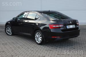 Melns Skoda SuperB 2018 Rīga, ar dzinēja tilpumu 2.00 L un nobraukumu 0 tūkst. km par 11995 €, foto 6 vietnē AUTOMOTO.COM.LV