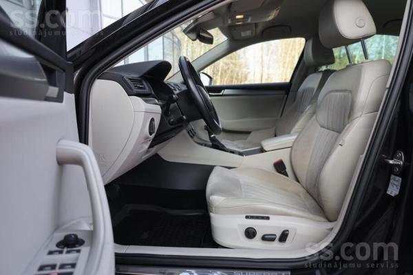 Black Skoda SuperB 2018 in Riga, with an engine capacity of 2.00 L and mileage of 0 thousand km for 11995 €, photo 10 on AUTOMOTO.COM.LV