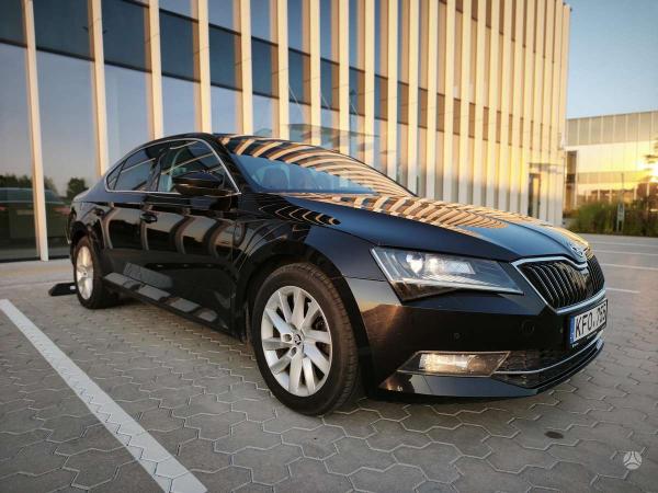 Black Skoda SuperB 2018 in Vilnius, with an engine capacity of 1.80 L and mileage of 178 thousand km for 15500 €, photo 2 on AUTOMOTO.COM.LV