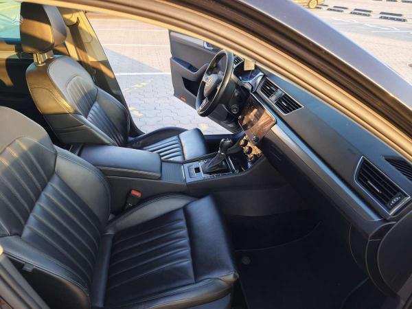 Black Skoda SuperB 2018 in Vilnius, with an engine capacity of 1.80 L and mileage of 178 thousand km for 15500 €, photo 8 on AUTOMOTO.COM.LV