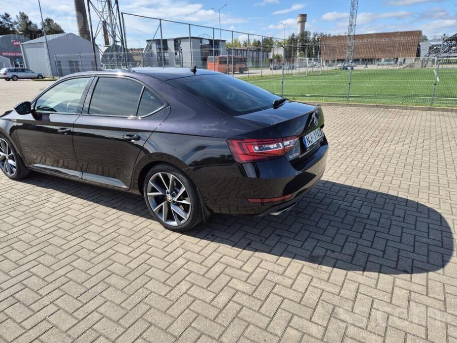 Melns Skoda SuperB 2018 Valmiera, ar dzinēja tilpumu 2.00 L un nobraukumu 119 tūkst. km par 15990 €, foto 6 vietnē AUTOMOTO.COM.LV