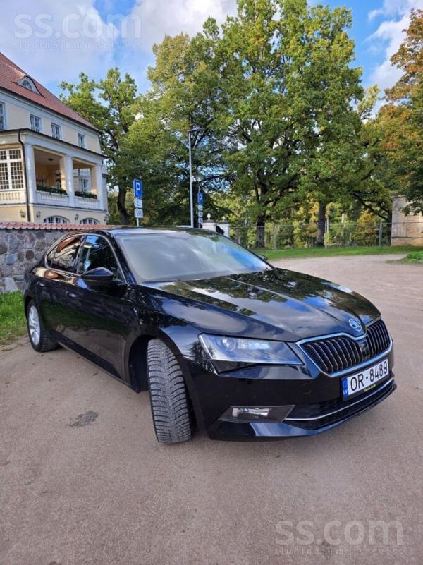 Skoda SuperB 2018 Rīga vietnē Melns Skoda SuperB 2018 Rīga, ar dzinēja tilpumu 1.60 L un nobraukumu 223 tūkst. km par 9200 €, foto 1 vietnē AUTOMOTO.COM.LV