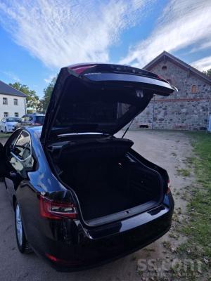Melns Skoda SuperB 2018 Rīga, ar dzinēja tilpumu 1.60 L un nobraukumu 223 tūkst. km par 9200 €, foto 16 vietnē AUTOMOTO.COM.LV