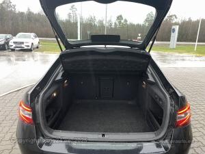 Black Skoda SuperB 2019 in Johvi, with an engine capacity of 1.50 L and mileage of 98 thousand km for 16900 €, photo 9 on AUTOMOTO.COM.LV