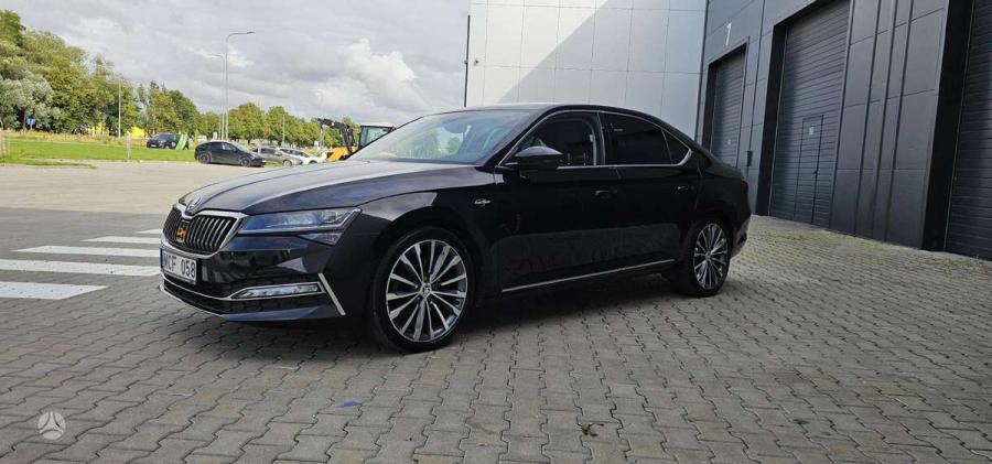 Melns Skoda SuperB 2019 Klaipėda, ar dzinēja tilpumu 1.97 L un nobraukumu 263 tūkst. km par 18000 €, foto 3 vietnē AUTOMOTO.COM.LV