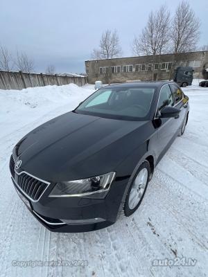 Melns Skoda SuperB 2019 Tallina, ar dzinēja tilpumu 1.50 L un nobraukumu 142 tūkst. km par 16500 €, foto 3 vietnē AUTOMOTO.COM.LV