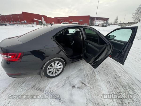 Melns Skoda SuperB 2019 Tallina, ar dzinēja tilpumu 1.50 L un nobraukumu 142 tūkst. km par 16500 €, foto 8 vietnē AUTOMOTO.COM.LV