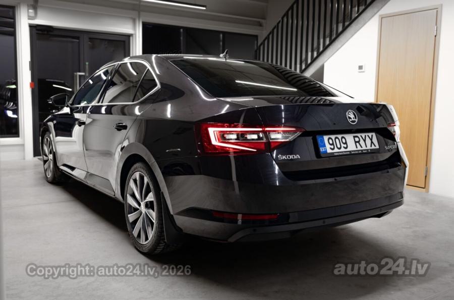 Melns Skoda SuperB 2019 Tallina, ar dzinēja tilpumu 2.00 L un nobraukumu 199 tūkst. km par 16990 €, foto 3 vietnē AUTOMOTO.COM.LV