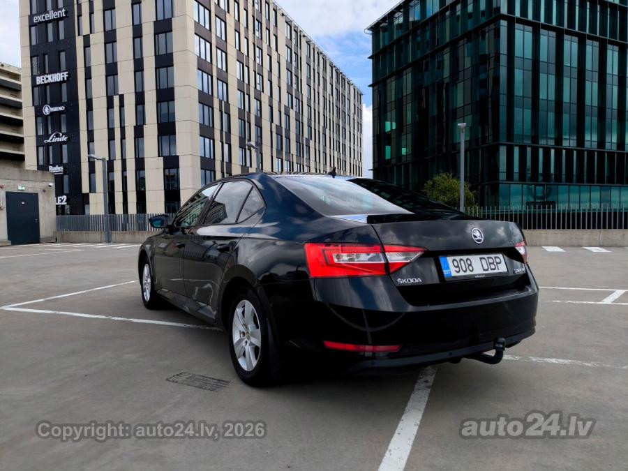 Черный Шкода Суперб 2019 в Таллин, объемом двигателя 1.50 л и пробегом 156 тыс. км за 15990 €, фото 1 на AUTOMOTO.COM.LV
