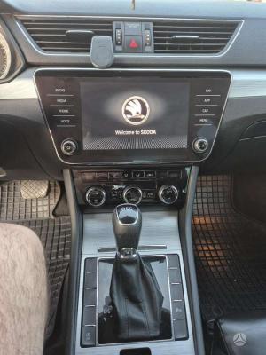 Melns Skoda SuperB 2019 Kaišiadorys, ar dzinēja tilpumu 1.60 L un nobraukumu 248 tūkst. km par 12700 €, foto 16 vietnē AUTOMOTO.COM.LV