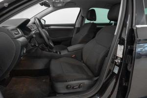 Black Skoda SuperB 2019 in Vilnius, with an engine capacity of 1.50 L and mileage of 140 thousand km for 14900 €, photo 8 on AUTOMOTO.COM.LV