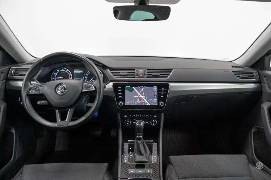 Black Skoda SuperB 2019 in Vilnius, with an engine capacity of 1.50 L and mileage of 140 thousand km for 14900 €, photo 9 on AUTOMOTO.COM.LV