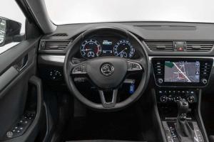 Black Skoda SuperB 2019 in Vilnius, with an engine capacity of 1.50 L and mileage of 140 thousand km for 14900 €, photo 10 on AUTOMOTO.COM.LV