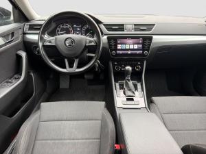 Black Skoda SuperB 2019 in Parnu, with an engine capacity of 1.50 L and mileage of 154 thousand km for 15900 €, photo 7 on AUTOMOTO.COM.LV