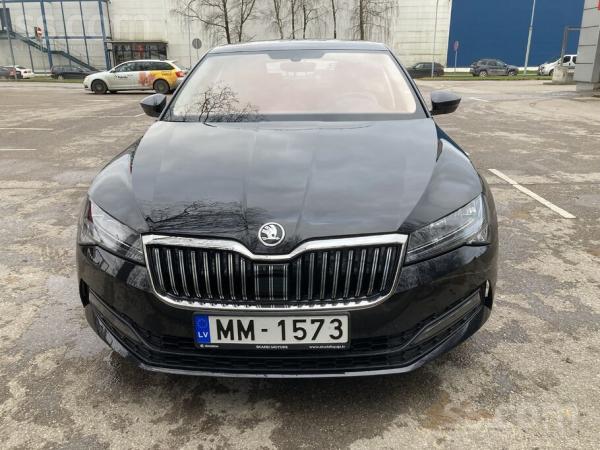 Black Skoda SuperB 2020 in Liepaja, with an engine capacity of 1.50 L and mileage of 67 thousand km for 21500 €, photo 2 on AUTOMOTO.COM.LV