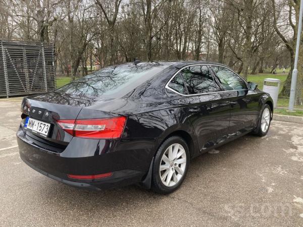 Black Skoda SuperB 2020 in Liepaja, with an engine capacity of 1.50 L and mileage of 67 thousand km for 21500 €, photo 5 on AUTOMOTO.COM.LV